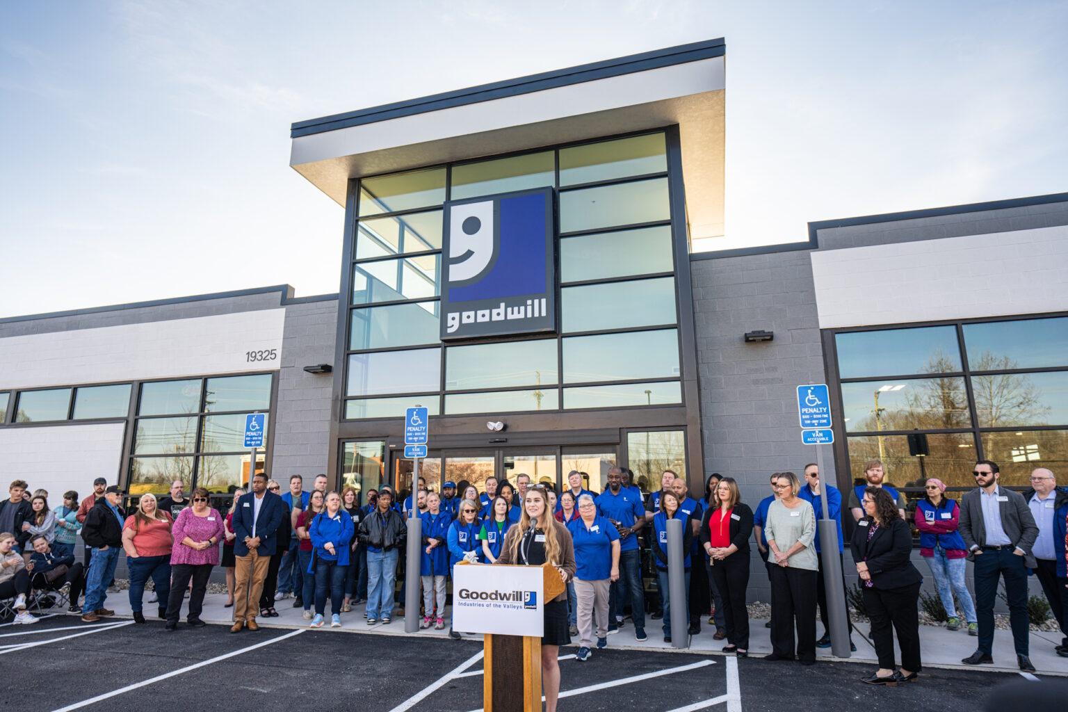 Goodwill Opens New Forest Road Store and Donation Center | Goodwill ...